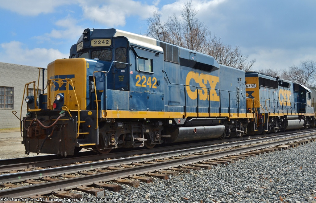 CSX 2242